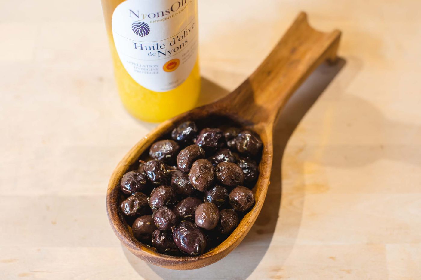 Livraison Olives noires de Nyons "Tanche" à Versailles Olives et ...