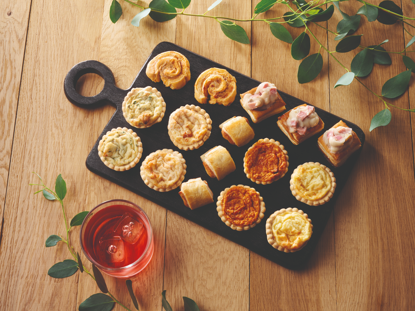 Livraison Petits feuilletés apéritifs à Cambrai Boucherie du Mail - Ollca