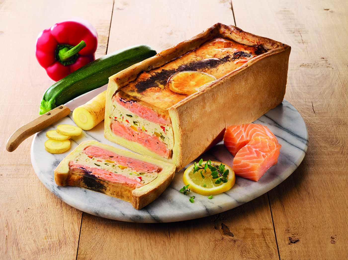 Livraison Pâté en croûte de saumon farci (poisson et légumes) à Rueil ...