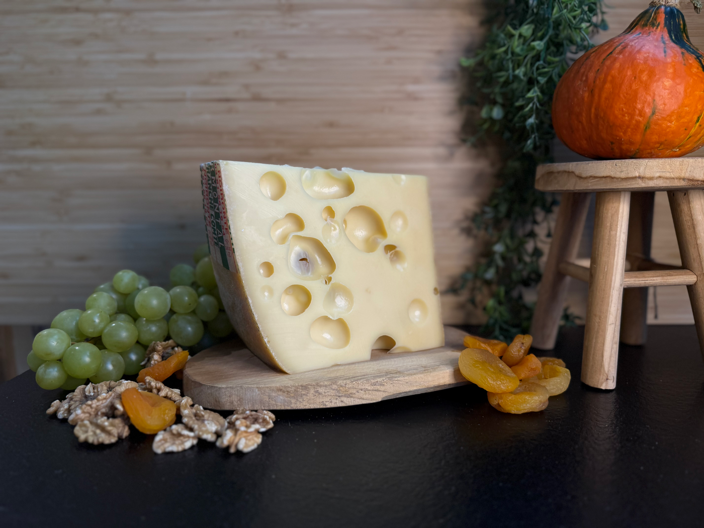 Livraison Emmental Français Est-Central Grand Cru à Puteaux Baptiste ...