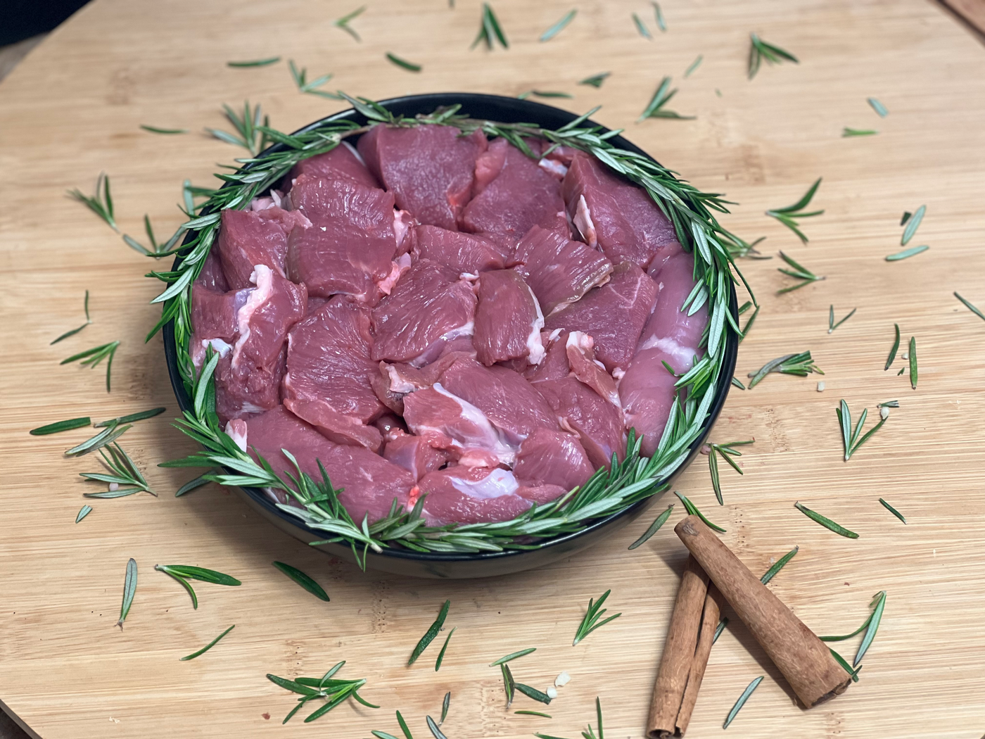 Livraison Sauté d'agneau sans os à Paris Boucherie Pinon - Ollca