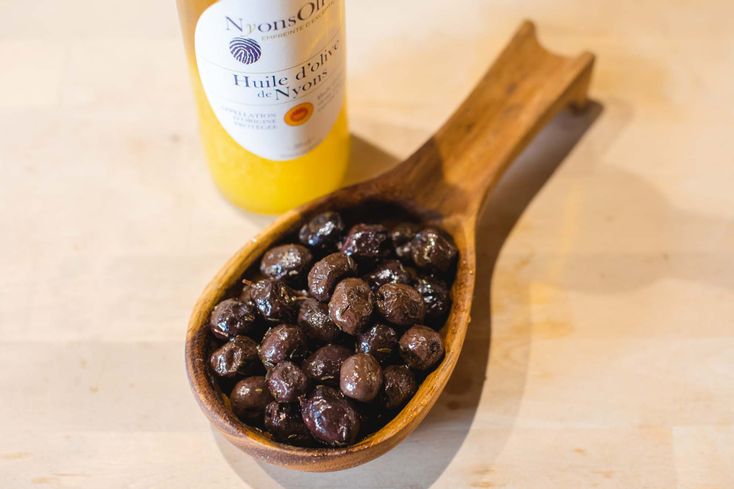 Livraison Olives noires de Nyons "Tanche" à Versailles Olives et ...