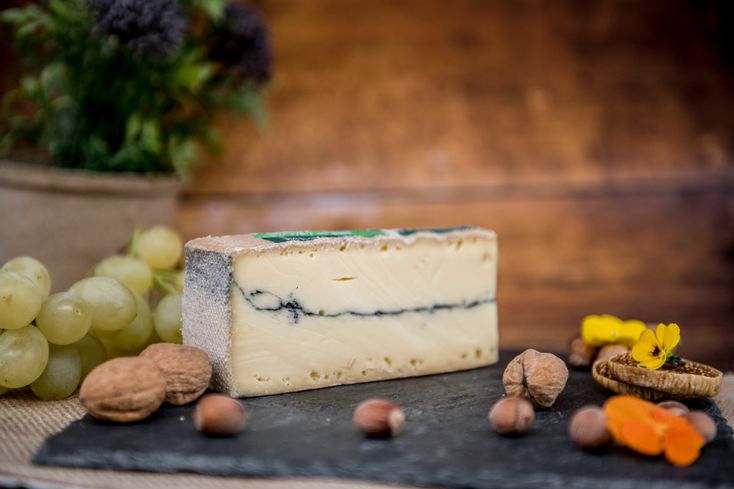 Livraison Morbier bio et fermier à Levallois-Perret Fromagerie La Mère ...